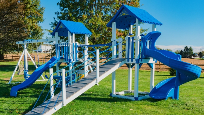 The Space Walk Swing Set » King Swings | King Swings